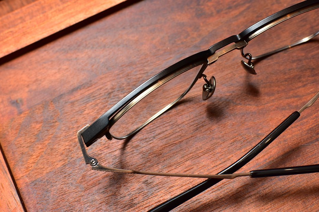 日本眼鏡 999.9 輕量版《教埸0》作品 | 上目眼鏡店Blog